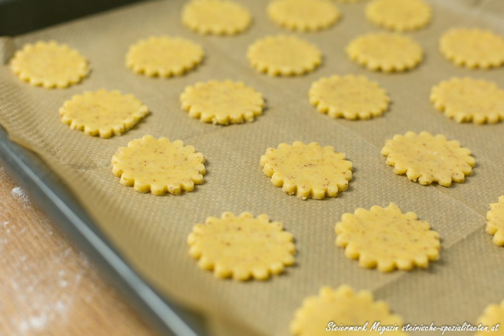 Linzer Augen Rezept - Steirische Spezialitäten